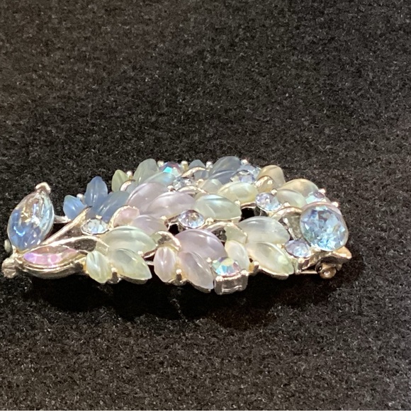 Lisner Jewelry | Jewelry | Vintage Lisner Color Changing Blue ...